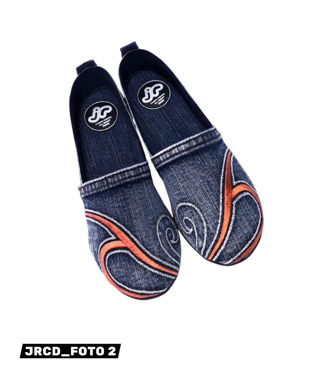 Produk Kreatif Sepatu Jeans Upcycle "UNIK ITU KAMU" - EKRAF Hub ...